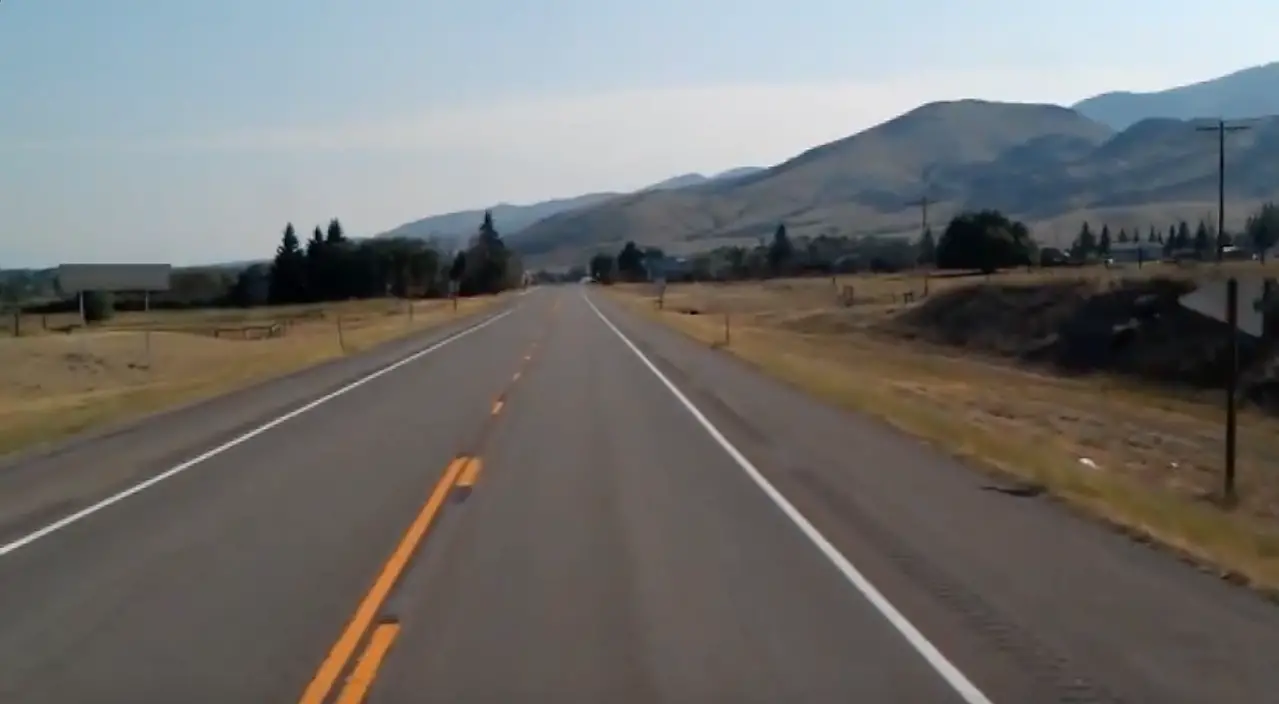 Lane Detection Tutorial in OpenCV Python using Hough Transform - MLK - Machine Learning Knowledge